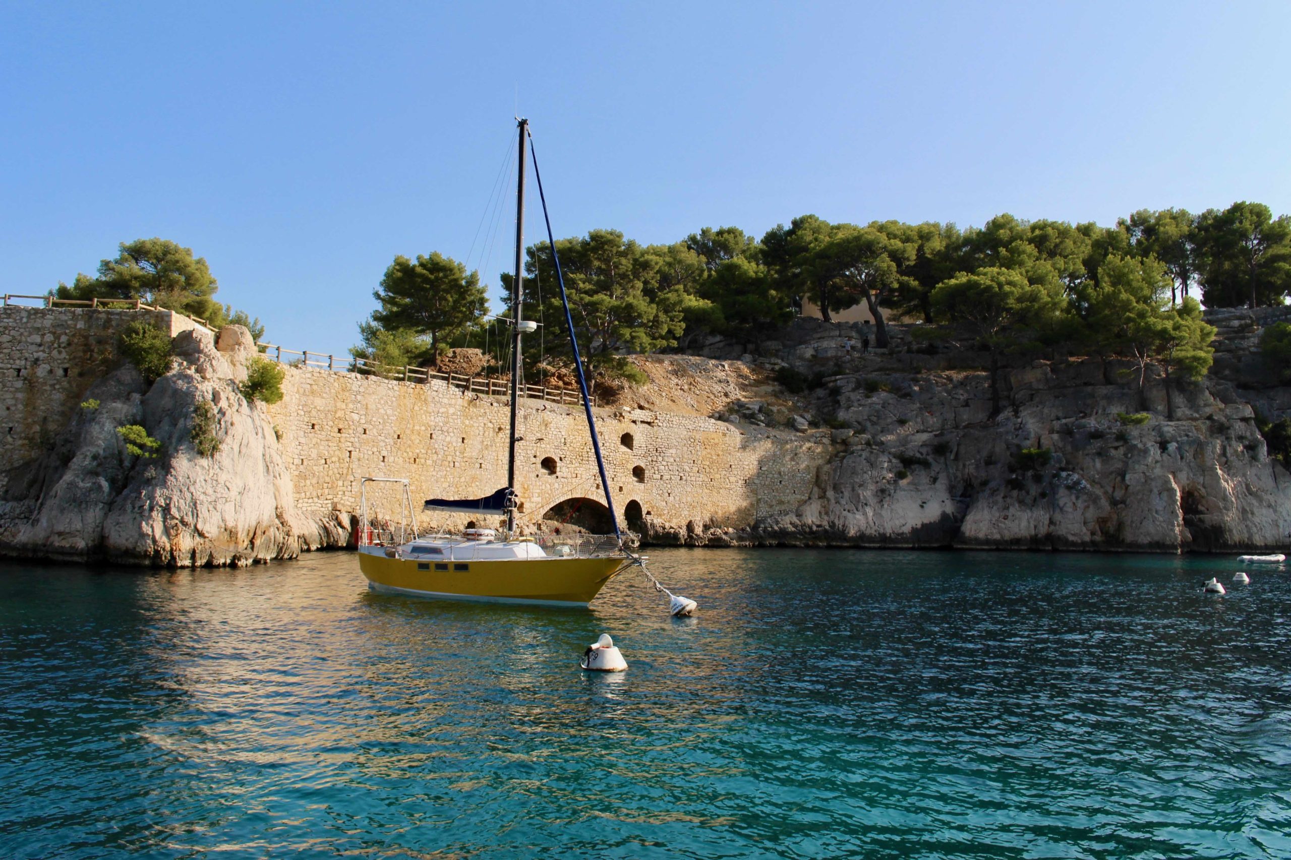 Cassis : son port, ses plages et ses Calanques - Judith Voyage